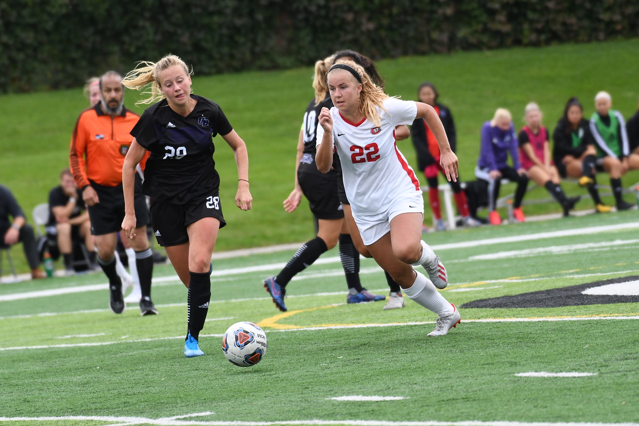 Huskies Soccer Stun Defending National Champs 3-2 - KVSC 88.1 FM
