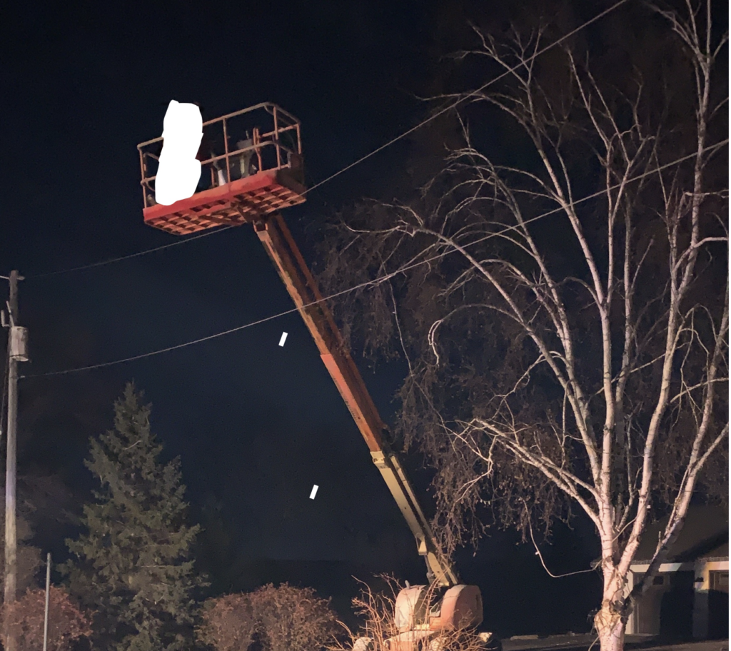 Man Hits Power Line While Hanging Christmas Lights near Sartell - KVSC ...