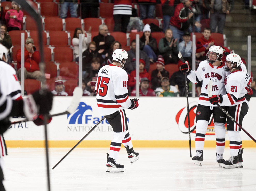 Mens Hockey vs St. Thomas - KVSC 88.1 FM